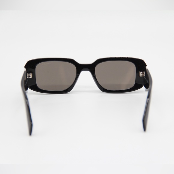 Prada | Accessories | New Prada Pr7ws 1ab2b Sunglasses Prada Spr 17w ...